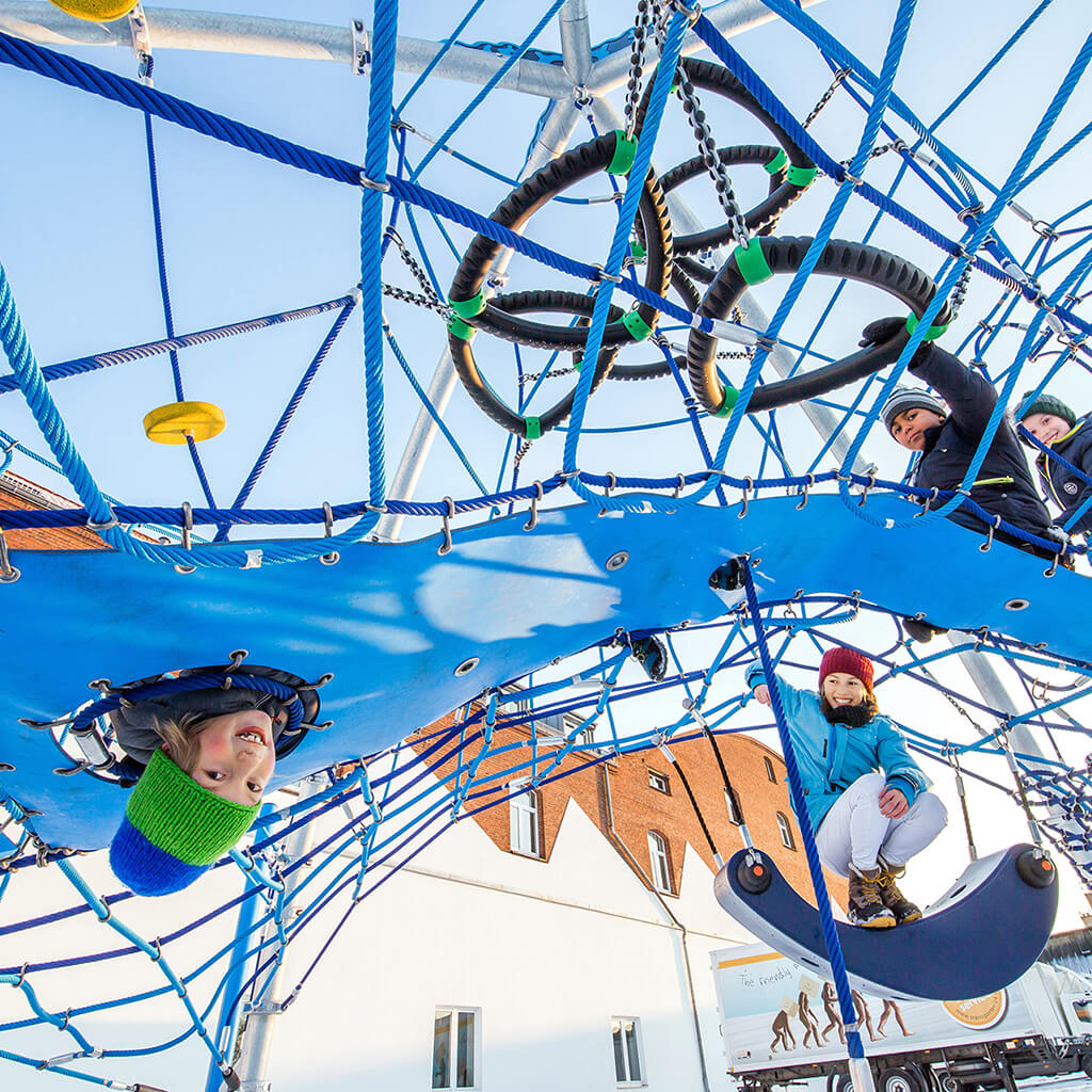 מתקני חבלים - נ.ע. לבה | תכנון והקמת מתחמים ציבוריים חדשניים